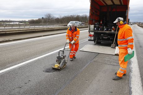 66 Fixing streets Stock Pictures, Editorial Images and Stock Photos ...
