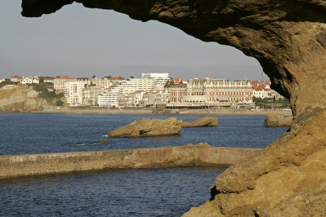 65 Rock basins Stock Pictures, Editorial Images and Stock Photos ...