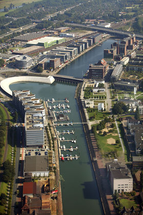 27 Birds eye view of docks Stock Pictures, Editorial Images and Stock ...