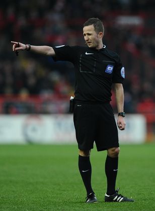 Referee David Webb Editorial Stock Photo - Stock Image | Shutterstock