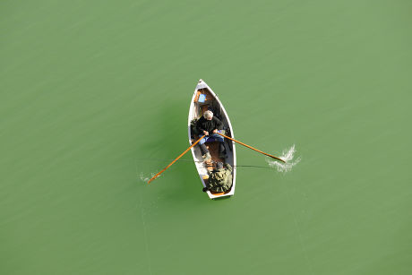 250 Rowboats in water Stock Pictures, Editorial Images and Stock Photos ...
