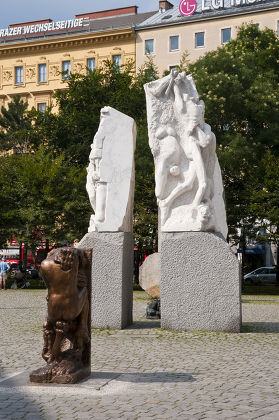 21 Hrdlicka monument Stock Pictures, Editorial Images and Stock Photos ...