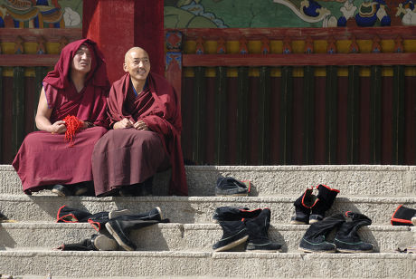Tibetan Monks Wearing Robes Gelug Gelugpa Editorial Stock Photo - Stock ...