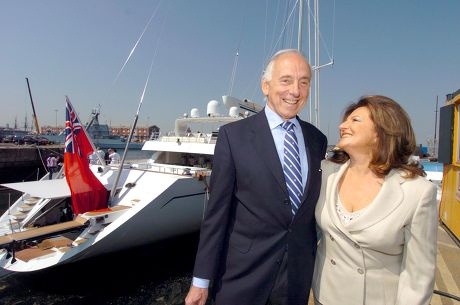 Mirabella V Worlds Largest Single Masted Editorial Stock Photo - Stock ...