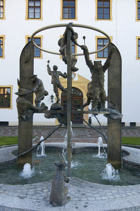 Seven Swabians Fountain Front Grand Palace Editorial Stock Photo ...