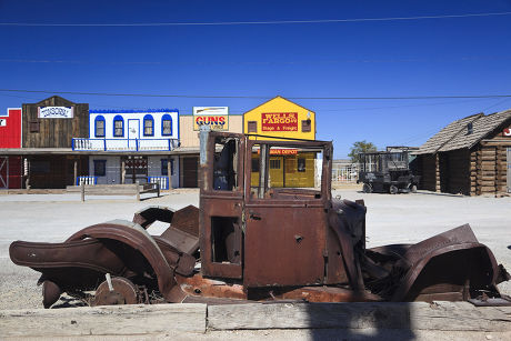 69 Scrap shops Stock Pictures, Editorial Images and Stock Photos ...