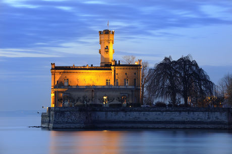 60 Lakeside castles Stock Pictures, Editorial Images and Stock Photos ...
