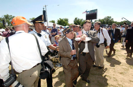 MEMORIAL DAY, WASHINGTON DC, AMERICA - 29 MAY 2004 Stock Pictures ...