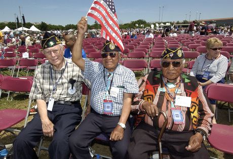 56 Flag dedication ceremony Stock Pictures, Editorial Images and Stock ...