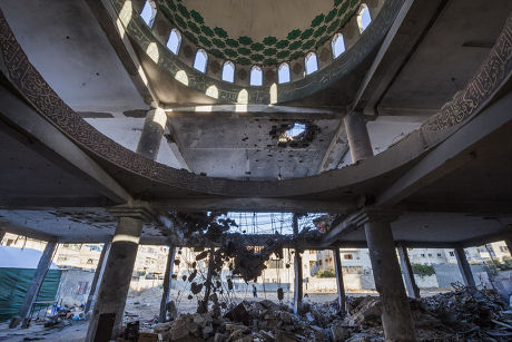 Palestines Pray Al Nasser Mosque Destroyed Editorial Stock Photo ...