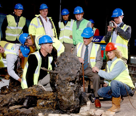 Hurricane Pilot Ray Holmes Watches Removal Editorial Stock Photo ...