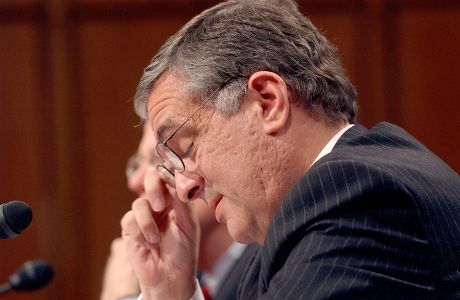 74 Cia director george tenet Stock Pictures, Editorial Images and Stock ...