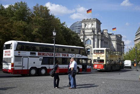 Tourist Buses Reichstag Building Berlin Germany Editorial Stock Photo ...