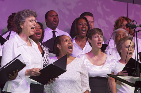 53 American female singing group Stock Pictures, Editorial Images and ...