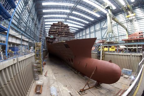 42 Ship yard buildings Stock Pictures, Editorial Images and Stock ...