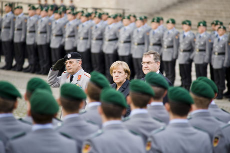 69 German soldiers parade in berlin Stock Pictures, Editorial Images ...