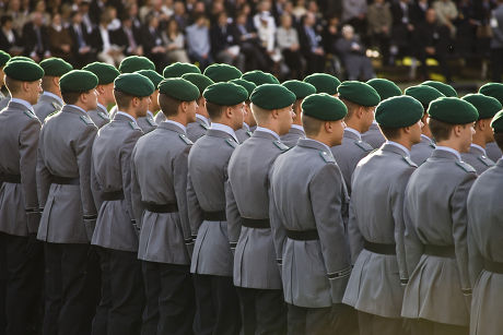 69 German soldiers parade in berlin Stock Pictures, Editorial Images ...