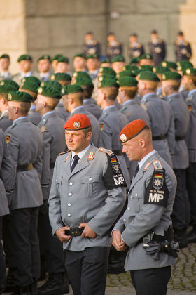 69 German soldiers parade in berlin Stock Pictures, Editorial Images ...