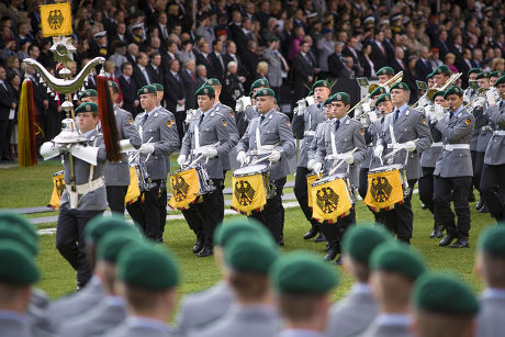 69 German soldiers parade in berlin Stock Pictures, Editorial Images ...