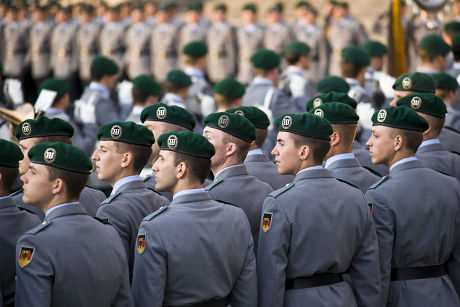 69 German soldiers parade in berlin Stock Pictures, Editorial Images ...