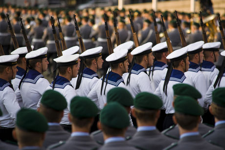 69 German soldiers parade in berlin Stock Pictures, Editorial Images ...
