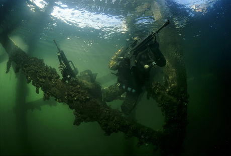 TWO SOLDIERS GERMAN SPECIAL FORCES KAMPFSCHWIMMER Editorial Stock Photo ...