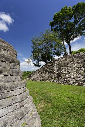 Lubaantun Mayan Ruins Buildings Without Cement Editorial Stock Photo ...