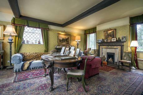 Chavenage House, where TV series 'Poldark' is filmed, Tetbury ...