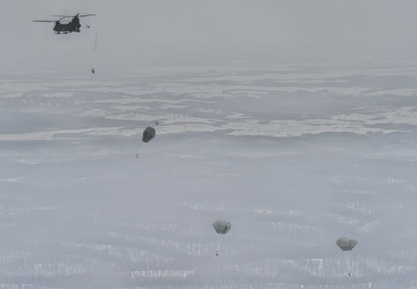 12 Chinook jump Stock Pictures, Editorial Images and Stock Photos ...