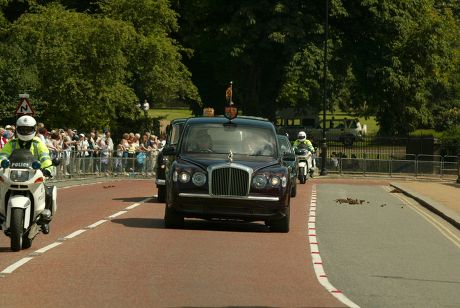 30 Motorcade of the princess Stock Pictures, Editorial Images and Stock ...