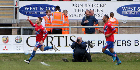 31 Dagenham's goal Stock Pictures, Editorial Images and Stock Photos ...