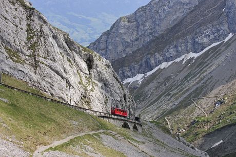 48 Percent Incline Steepest Cog Railway Editorial Stock Photo - Stock ...
