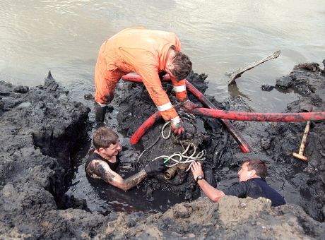 Wwii Raf Mosquito Wreckage Being Salvaged Editorial Stock Photo - Stock ...