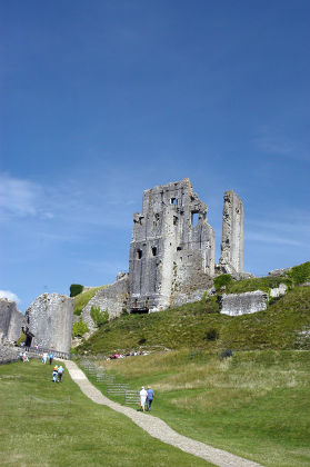Corfe Castle Swanage Editorial Stock Photo - Stock Image | Shutterstock