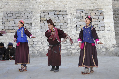 Traditional Ladakhi Dance Front Palace Leh Editorial Stock Photo ...
