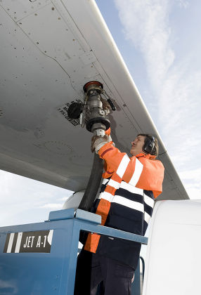 Employee Company Skytanking Refuelling Lufthansa Airbus Editorial Stock ...
