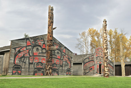 Native American Naves Totem Poles Museum Editorial Stock Photo - Stock ...
