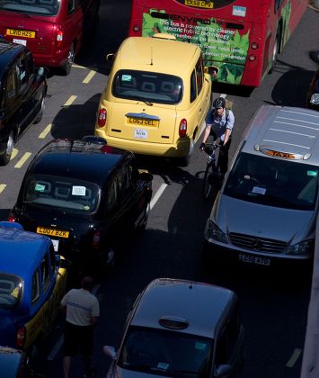 Taxi Drivers Stop On Oxford Street Editorial Stock Photo - Stock Image ...