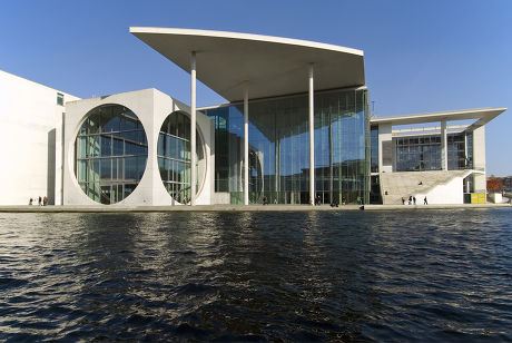 26 District pattern office Stock Pictures, Editorial Images and Stock ...