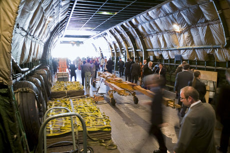 55 Aircraft cargo hold Stock Pictures, Editorial Images and Stock ...