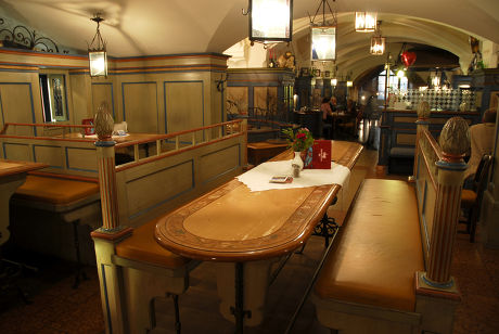 Ratskeller Munich Rusticstyle Interior Decoration Marienplatz Editorial ...