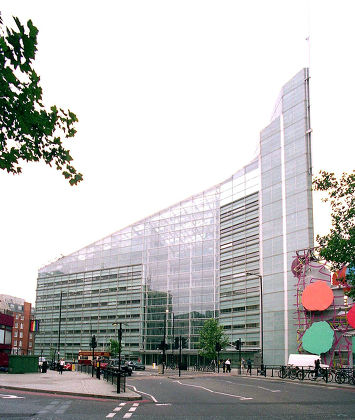 MINISTRY BUILDINGS, LONDON, BRITAIN - AUG 2004 Stock Pictures ...