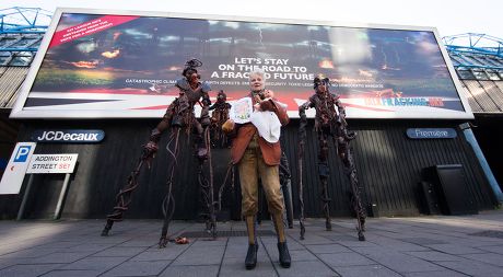 Vivienne Westwood at unveiling of TalkFracking's anti-fracking poster ...