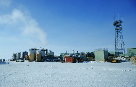 1,000 Petroleum production Stock Pictures, Editorial Images and Stock ...
