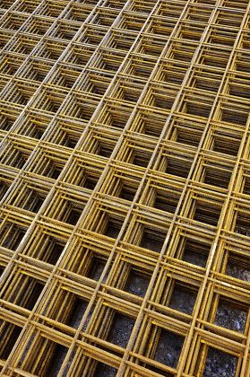 6 Steel frame bars Stock Pictures, Editorial Images and Stock Photos ...