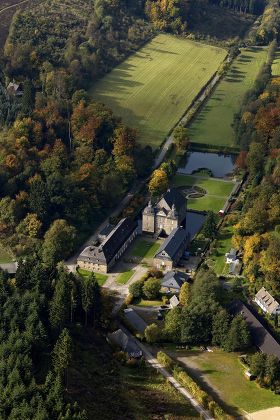 Aerial Photo Schloss Neuenhof Neuenhof Castle Editorial Stock Photo ...
