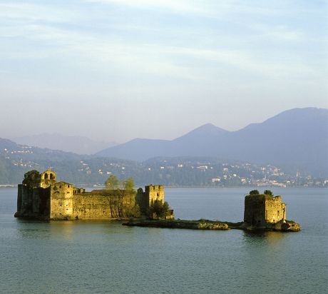 2 Cannero castle Stock Pictures, Editorial Images and Stock Photos ...