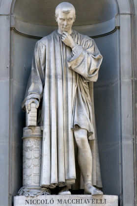 Statue Niccolo Machiavelli Uffizi Art Museum Editorial Stock Photo ...