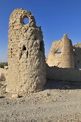 Historic Adobe Fortification Watchtower Izki Fort Editorial Stock Photo ...