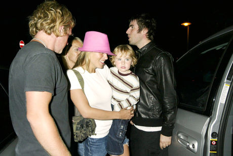 Nicole Appleton Liam Gallagher Their Son Editorial Stock Photo - Stock ...